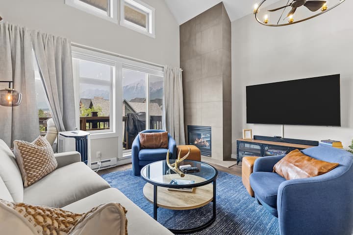 The Solstice Loft-2 Bed/2 Bath Luxurious Penthouse - Canmore