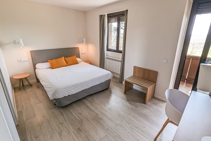 Hab. Superior Con Balcón - Puebla de Sanabria