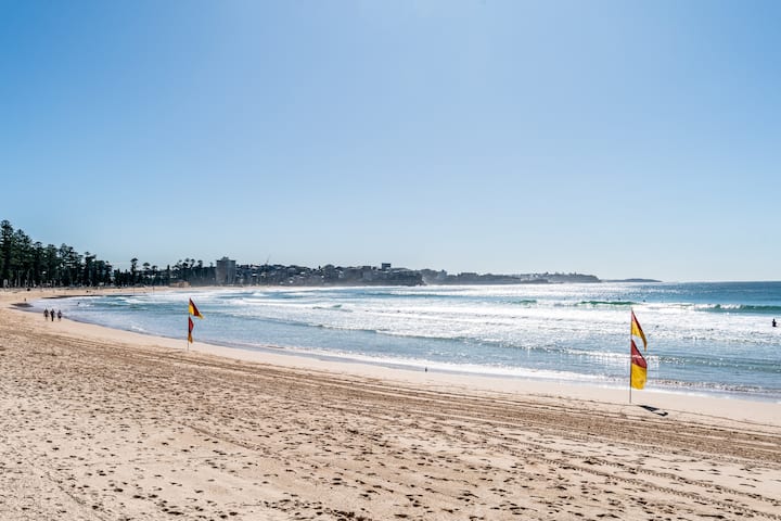 Manly Flow—cosy Beachside Stay Near Dining & Ferry - Manly