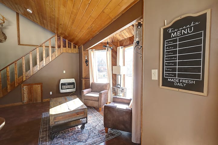 The Candy Cabin - Red River, NM