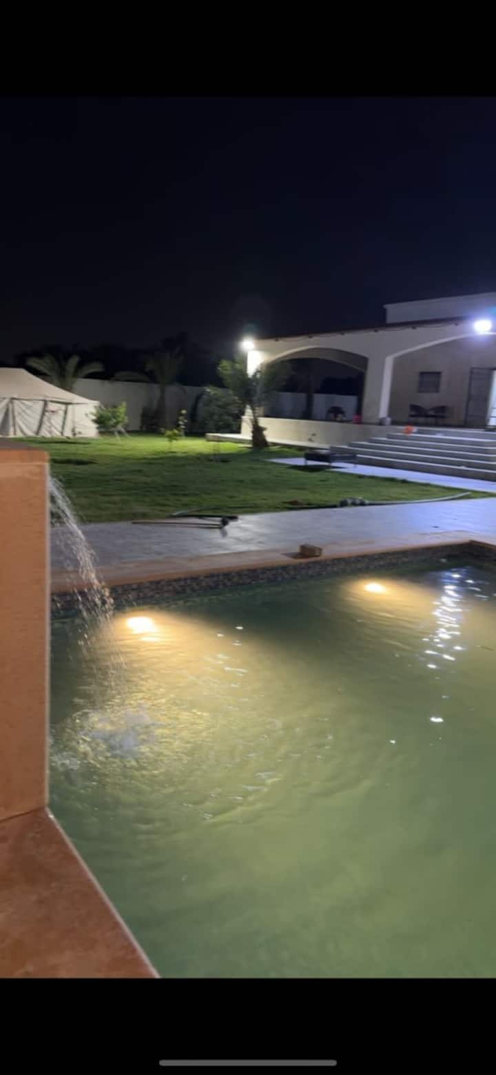 Charming Villa With Pool - Libya