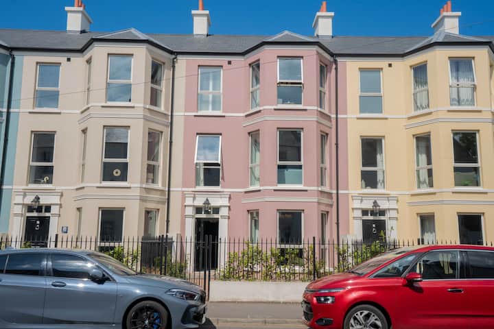 Ballycastle Town House - Ballycastle