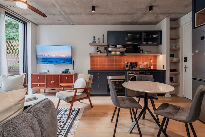 Dreamy New 1 Bed With Epic Rooftop Deck & Pool - Cape Town