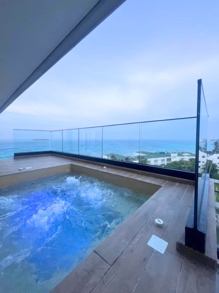 Penthouse A/c Jacuzzi Privado Balcón Hacia El Mar - San Andrés