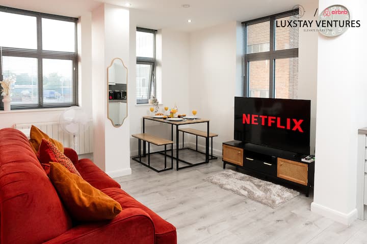 Stylish 2br | Free Parking | 2 Bathrooms | Sleep 5 - Leicester