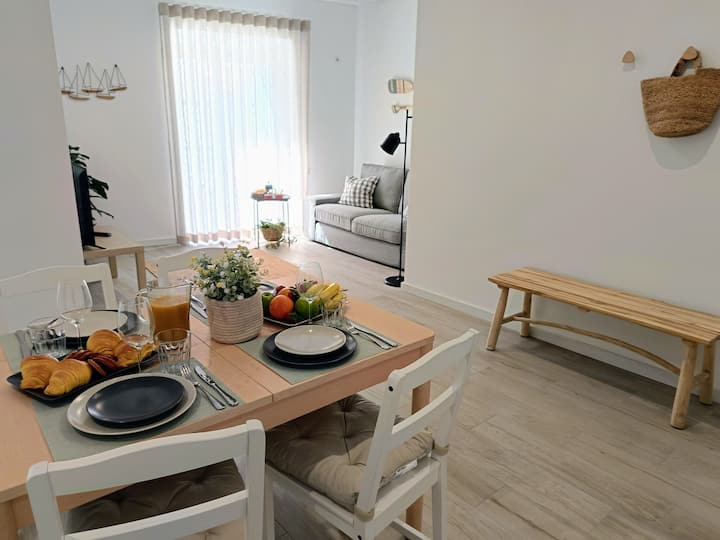 Cosy Modern 2-bedroom Apartment, Faro, Top Spot - Faro