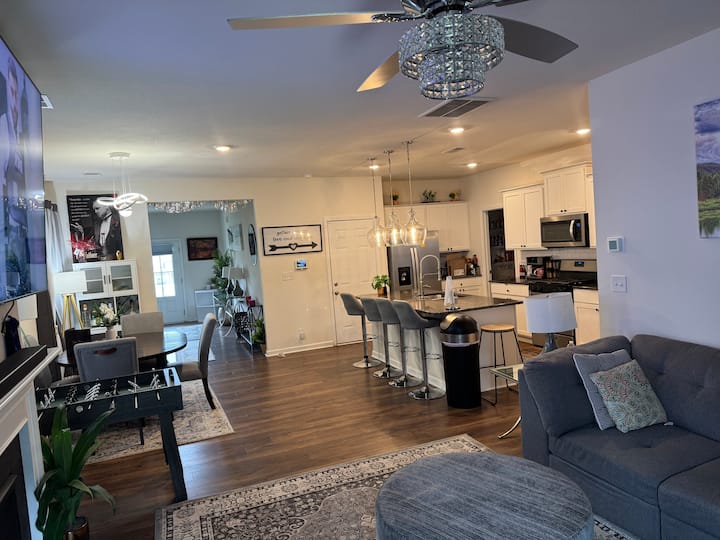 Room In Johnson City - Johnson City, TN