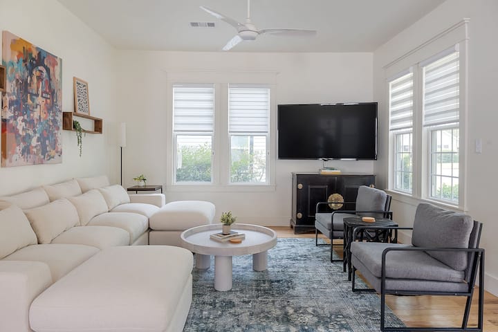 Oak Cliff | Retreat W/ Firepit – No. 806 - Dallas, TX