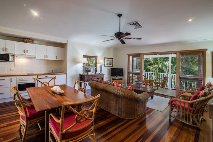 South Pacific 1 Bed Apartment - Noosaville