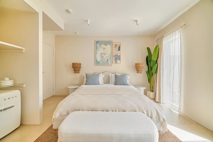 Balkonlu Standart Oda - Alaçatı