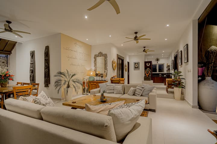 3br Beach Villa In Seminyak - Seminyak