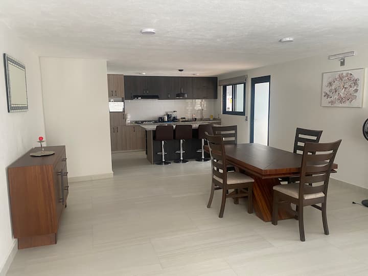 Depto N101 Estancias Largas A/c Estacionamiento - Santiago de Querétaro