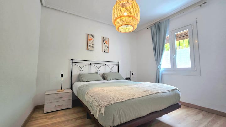 Luises Apt. Free Parking Area - San Sebastián