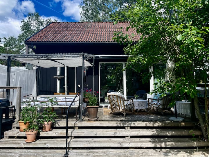 Underbart Hus På ö Nära Sthlm C - Stockholm