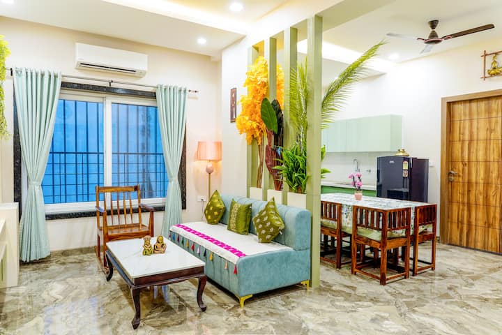 The Tulip | Premium 3bhk Serviced Apartment - Varanasi