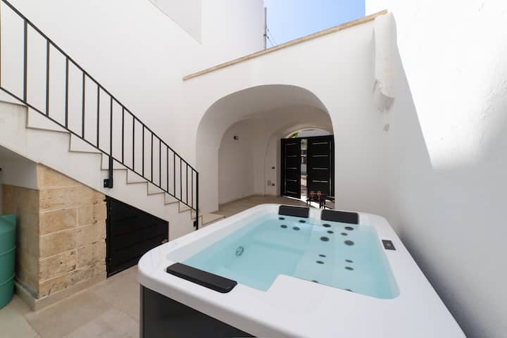 Nara Apartments - Private Jacuzzi 2 - Tricase