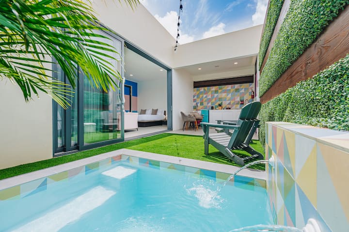 Deluxe Loft, Priv Pool, King Bed Near Eagle Beach. - Aruba