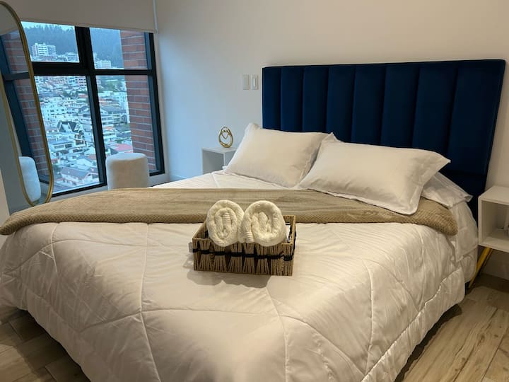 Stunning High-rise Suite With Panoramic View - Quito