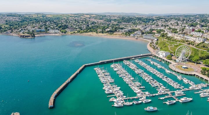 Romantic, Fun Yacht Getaway In Torquay, England - Paignton