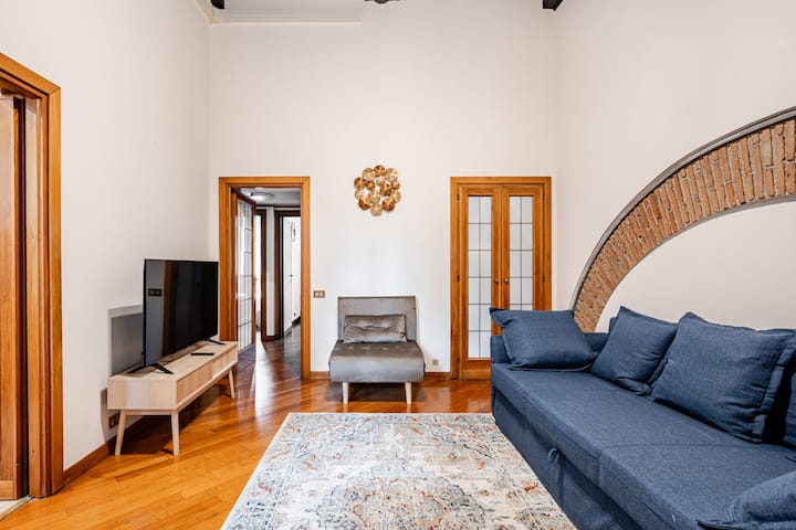 Eleganza E Charme A Due Passi Da Piazza Di Spagna - Rome