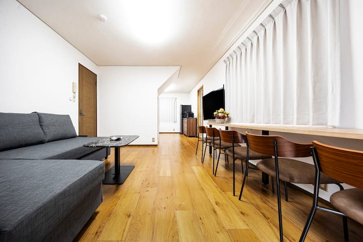 Hito (Free Parking/4minairportline St/kids Space)1 - Fukuoka, Japan