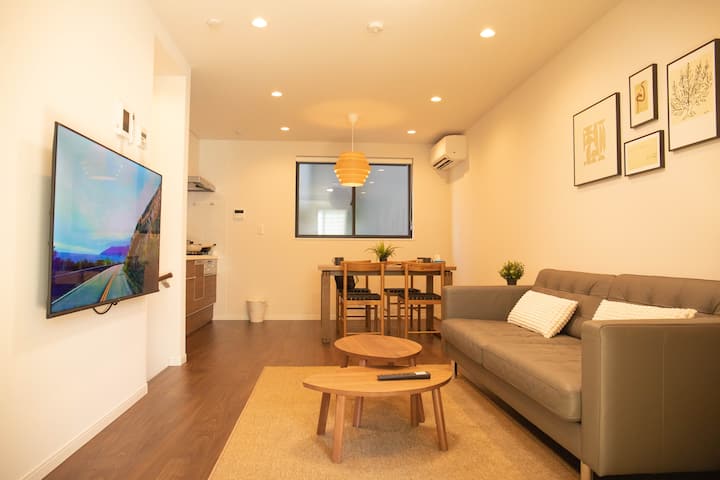 四季別館A｜大阪 心斋桥 【南海机场线  堺筋线】天下茶屋站/机场直达/3室2厅2卫免费wi-fi～ - Osaka, Japan