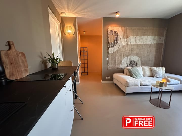 Backdoor Of Amsterdam-city & Nature Free Parking - Ámsterdam