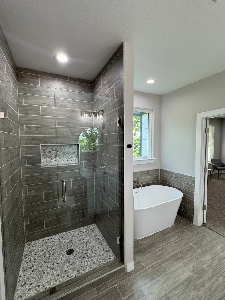 Perry Ave Penthouse+5 Mi Dt+wifi+grill+games - Waxahachie, TX
