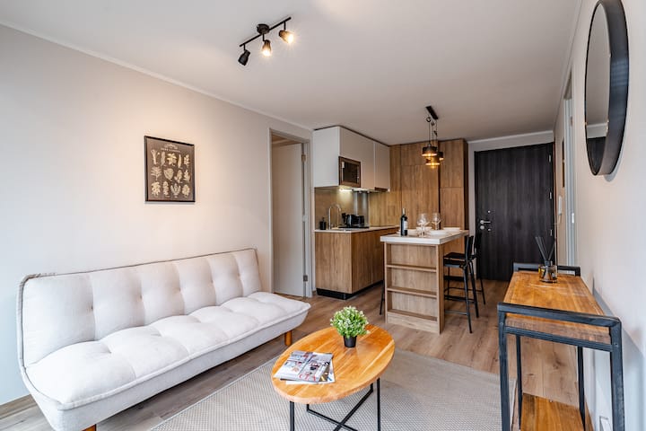 Moderno, Con Terraza Y Céntrico Para 5 Personas - Chile