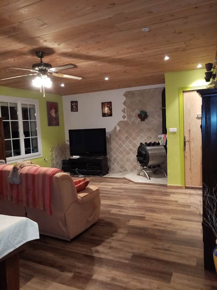 Jolie Chambre Mansardée - Draguignan