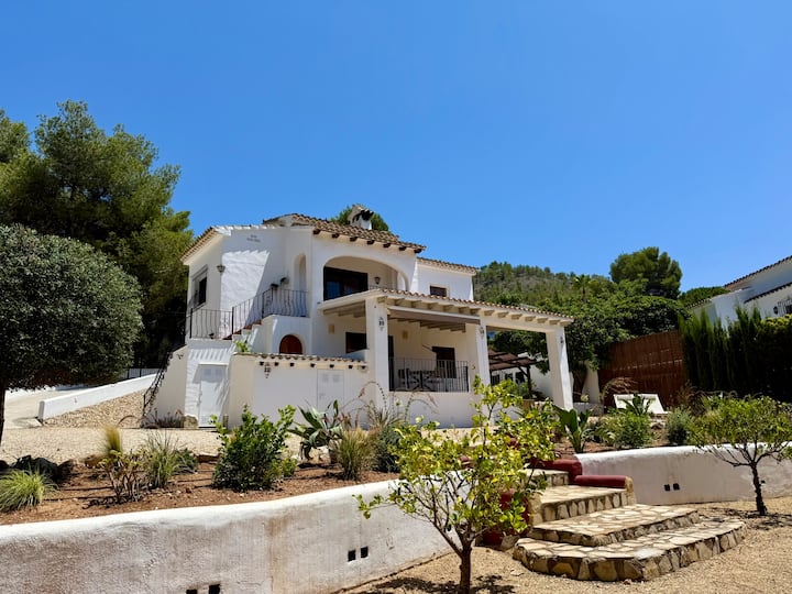 Luxe Villa-app 
Met Tuin, Zwembad, Tennis, Voetbal - Benitachell