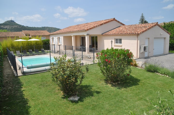 Maison De Vacances Avec Jardin Clos Piscine Privée - Ruoms