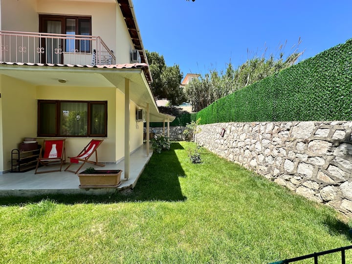 Denize Yürüme Mesafesinde 3+1 - Kuşadası