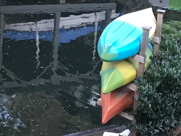 Oswego Lake Retreat - Wilsonville, OR