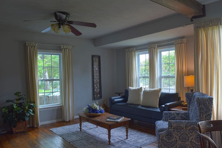 Bluebonnet Bungalow Waxahachie - Waxahachie, TX