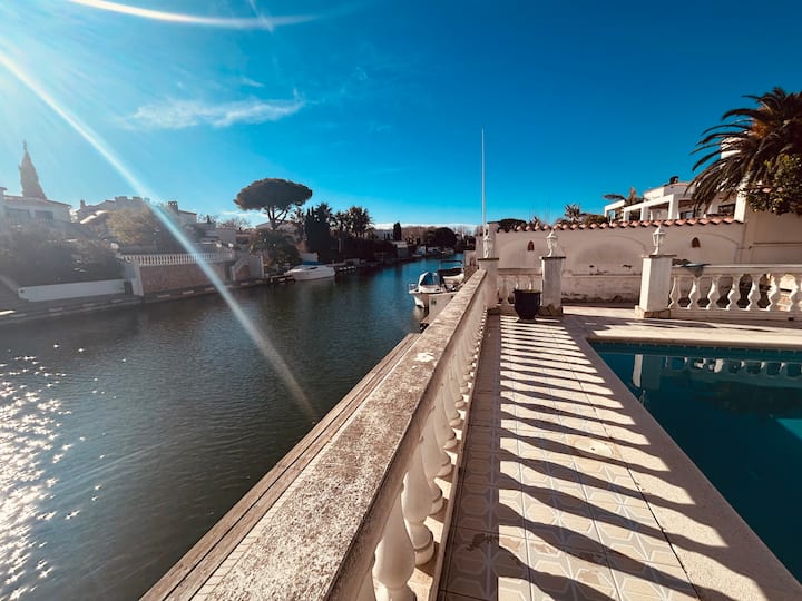Maena Villa Zeus Piscine Et Canal - Empuriabrava
