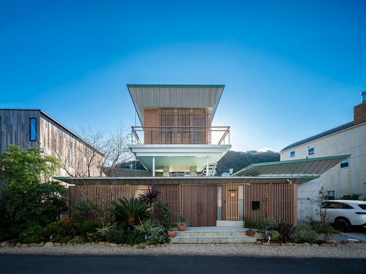 愛犬と過ごす一棟貸し別荘｜海まで徒歩1分｜バリアフリー｜葉山yashiro - Yokosuka