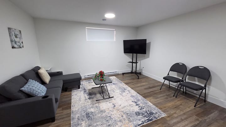 Cozy Modern Basement Suite In Riverview - Moncton