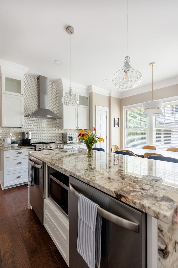 Sparkling 3bed/3bath Close To Downtown Durham! - Durham, NC