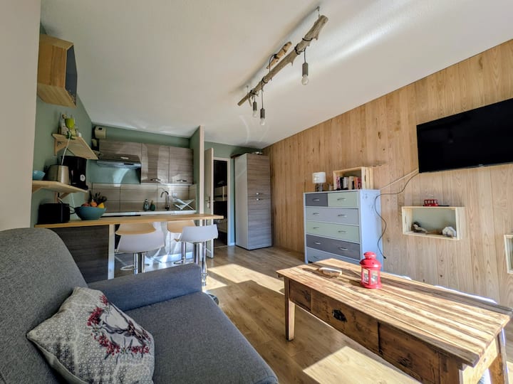 Grand Studio Avec Terrasse. Linge Et Ménage Inclus - Villard-de-Lans