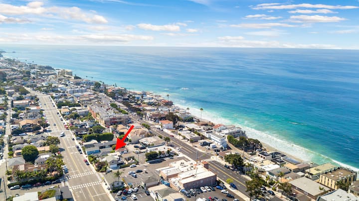 House! Village Location Beach,food,surf,ac,parking - Laguna Beach, CA