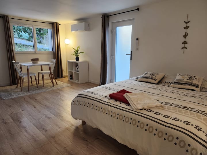 Studio Indépendant 40m2 + Terrasse + Accès Piscine - Arcangues