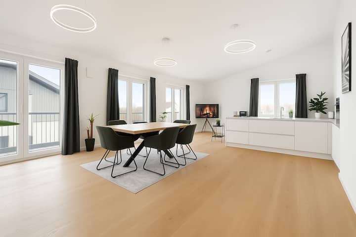 Design Wohnung Mit Seeblick - Berg