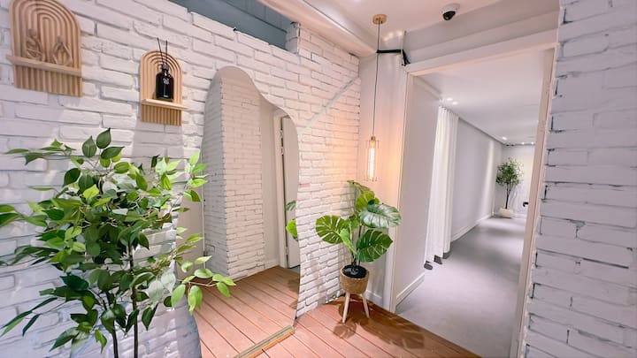 지하철역 10초/강남15분/3인가능/루프탑/장기할인 - Séoul