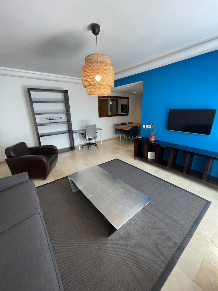Grand Appart Avec Terrasse Proche Boulevard D’anfa - Casablanca