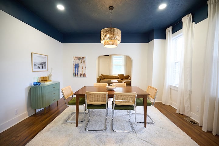 All New 3br Home • Near Old Market & Zoo + Parking - Omaha, NE