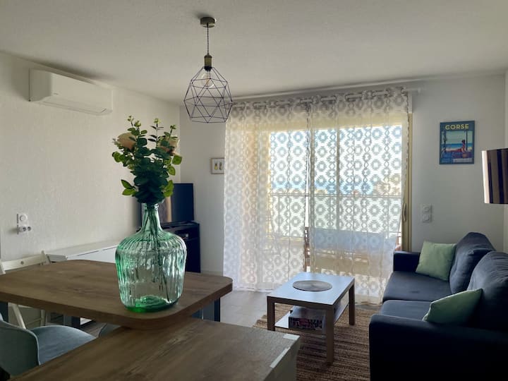 T2 Moderne Et Lumineux , Clim, Terrasse Et Vue Mer - Bastia