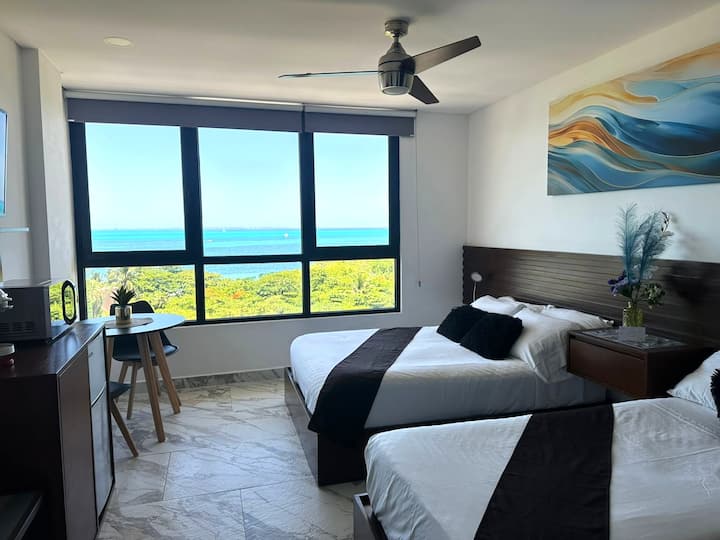 Elegant Sea View Room In The Hotel Zone Of Cancún - Cancún