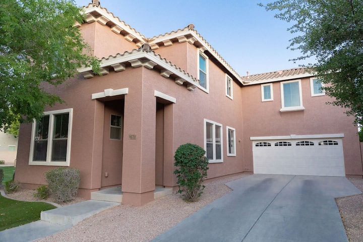 Charming Gilbert Home - 吉爾伯特
