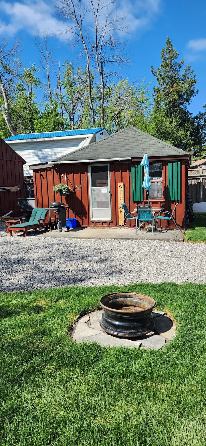 Cottage#4 Is A
2 Bedroom Cottage And Sleeps 4 - Bobcaygeon